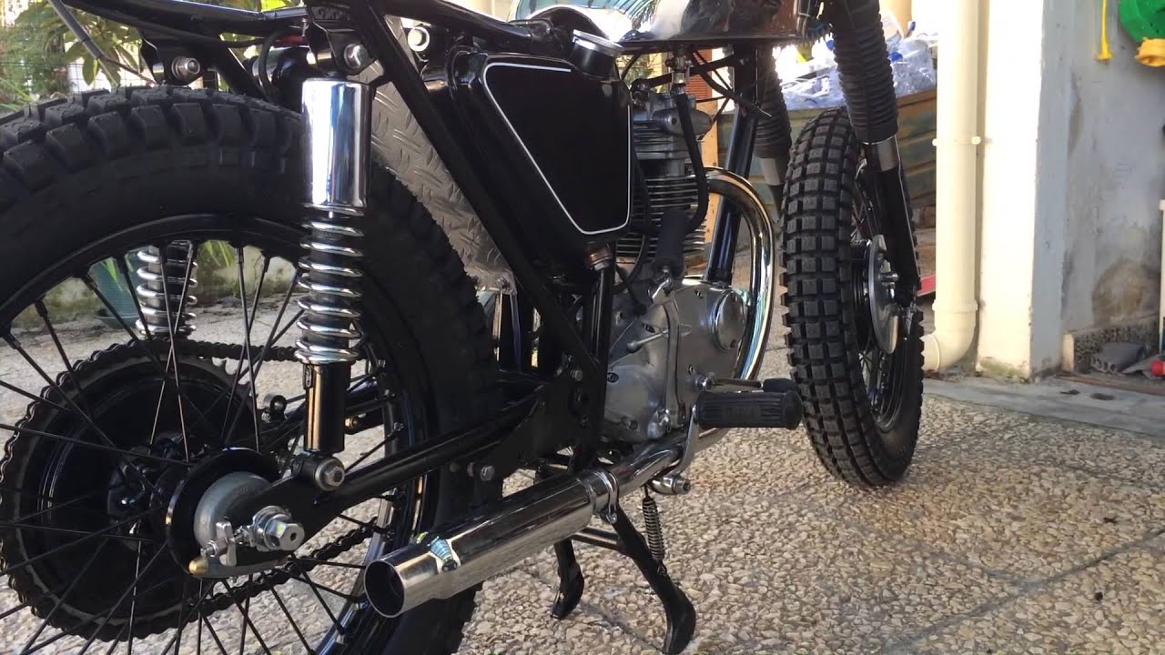 Bsa B25 Starfire - YouTube