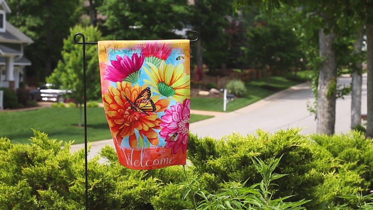 Evergreen Flags for Spring 2018 (Applique, Burlap, Suede, and More ...