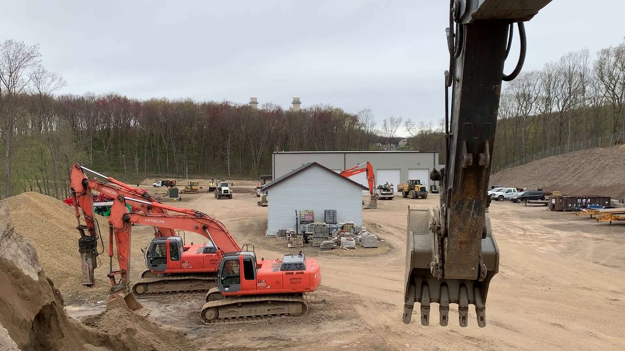Rock quarry hoe operator’s bird eyeing - YouTube