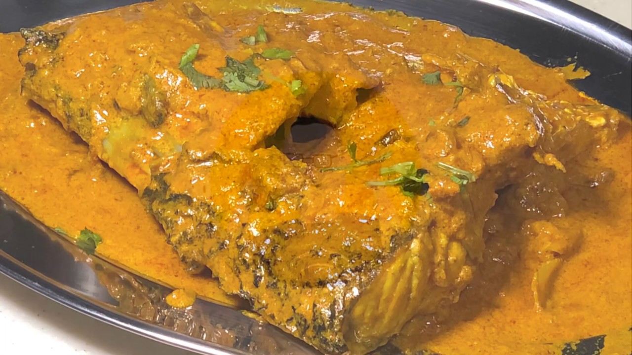 Ah Pa dropped the fish! haha... Fishhead curry with coconut milk 咖喱鱼头 ...