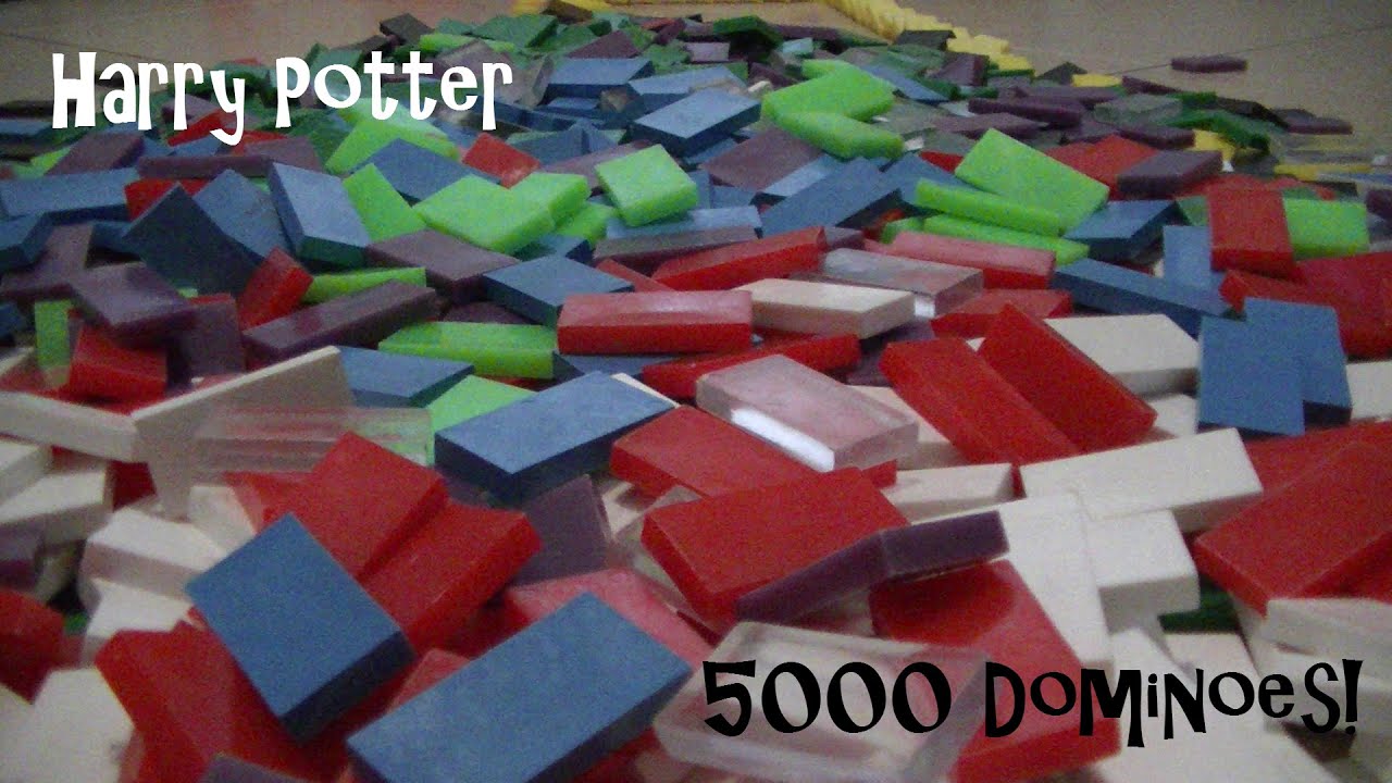 Harry Potter in 5000 dominoes - YouTube