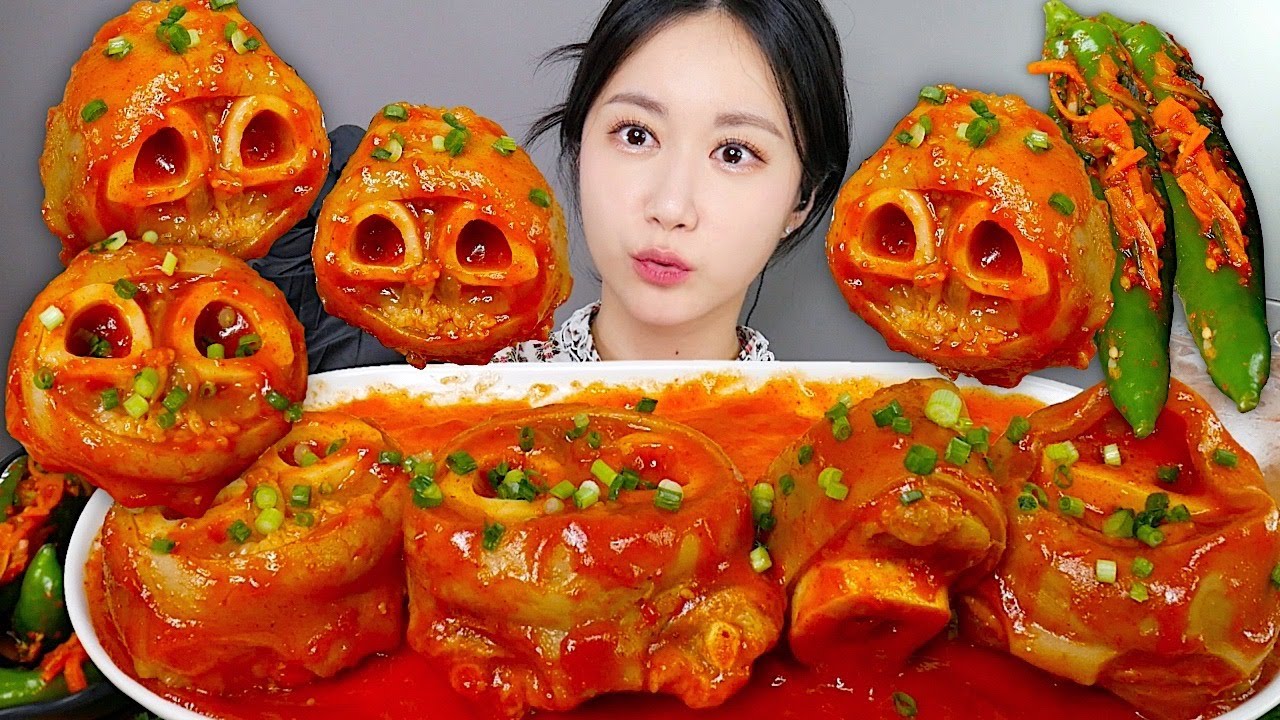 매콤한 우족찜과 고추김치 ️‍🔥매운우족찜 먹방 | Spicy Braised Beef Feet | eating show ...