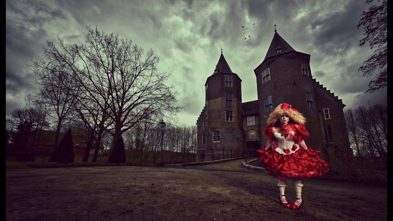 Workshop on location in castle Dussen - YouTube