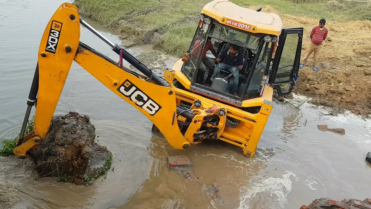 JCB Backhoe Loader Breaking Old Bridge Wall and Working For New Bridge ...