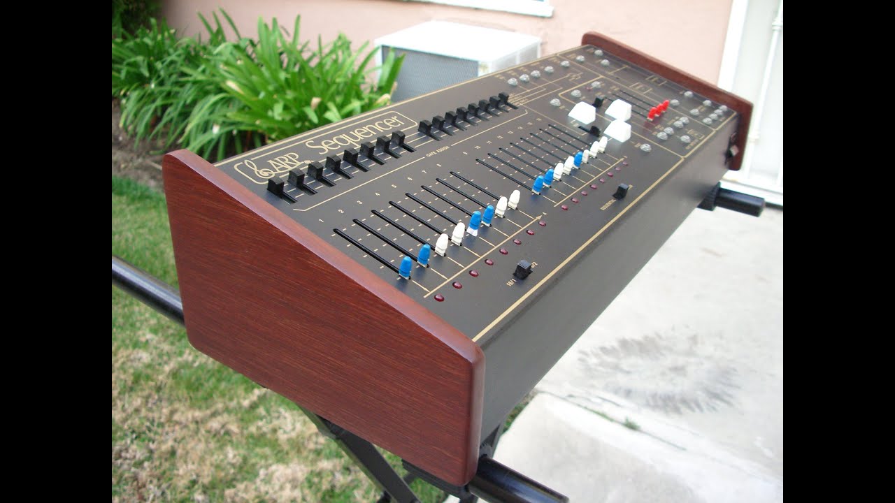 ARP Instruments, Inc. Model 1613 Synthesizer Sequencer - YouTube