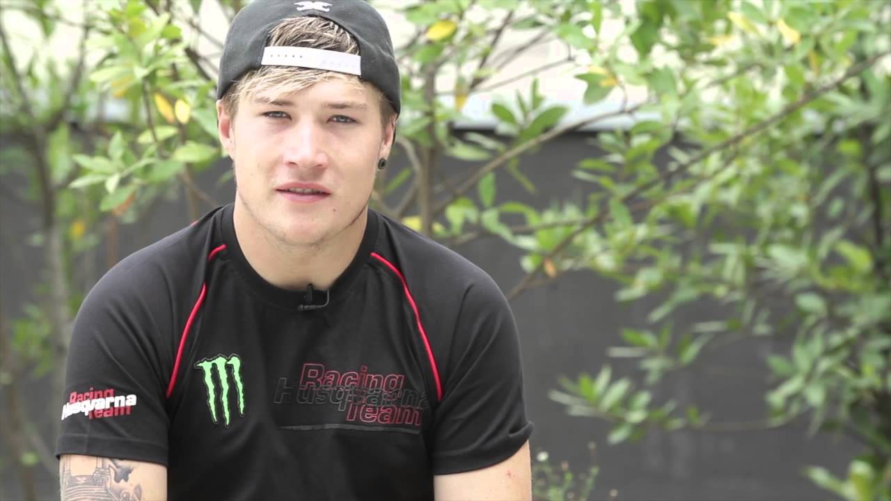 Matt Phillips, An EWC rookie - YouTube
