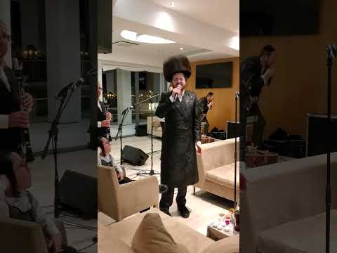 Hershy Weinberger singing in honor of legendary singer Michael ...