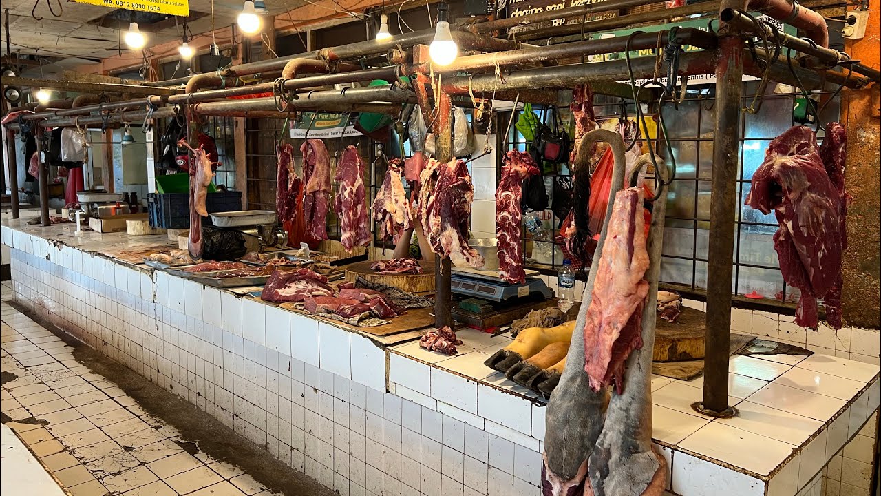 BBM Naik, Harga Daging Sapi bertahan Rp140 Ribu Per Kilogram! - YouTube