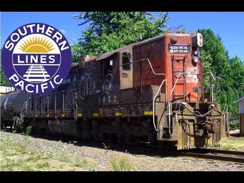 PNWR 1852 (ex-SP SD9) - YouTube