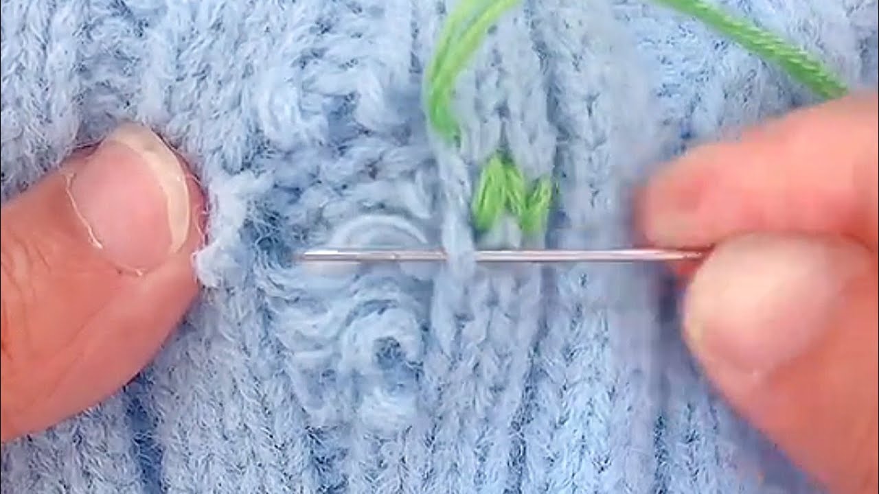 How to easily repair a torn sweater - YouTube
