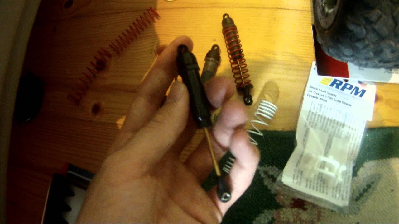 Traxxas E-Maxx Big Bore Shocks - YouTube