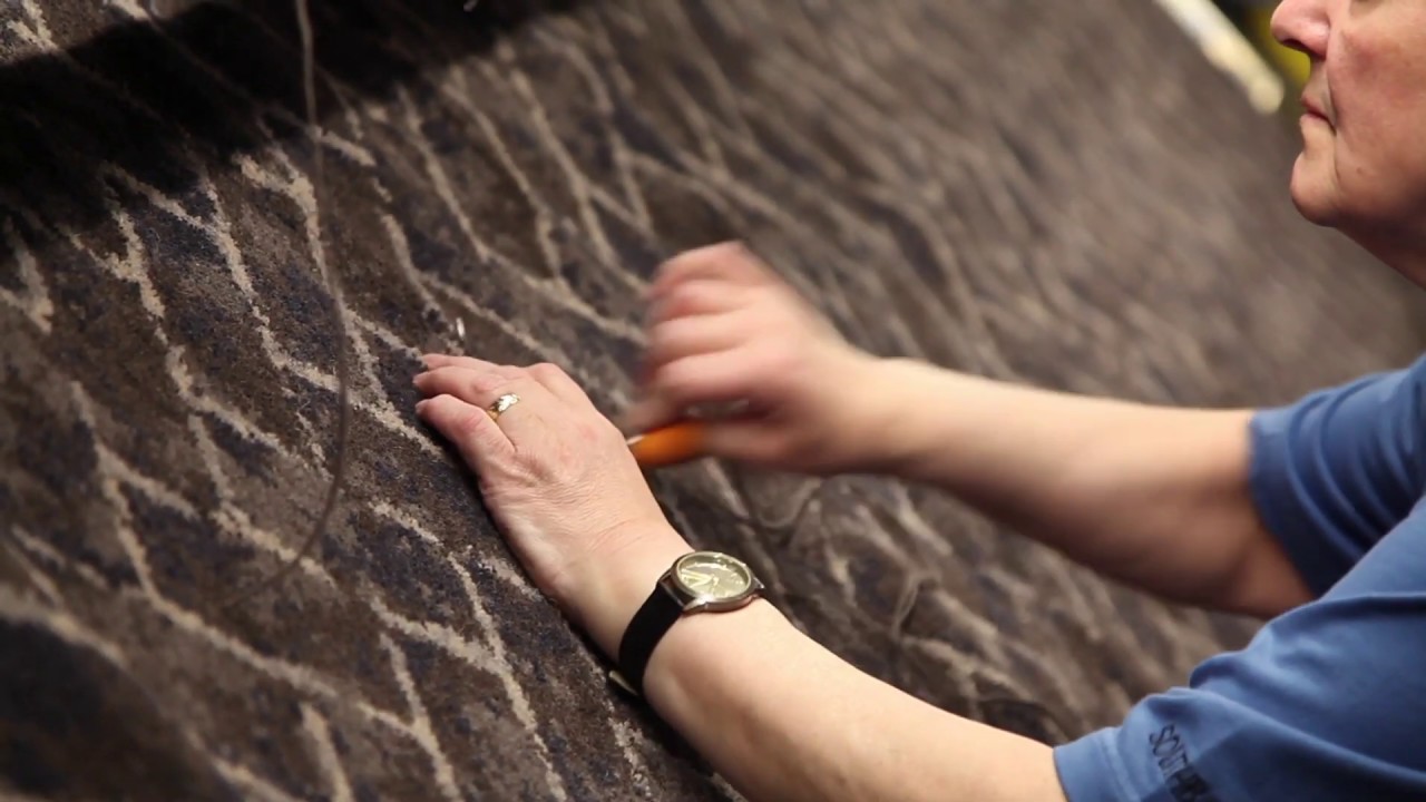 Newhey Carpets Hand-finishing - YouTube