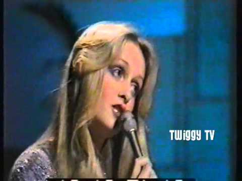 TWIGGY - AT SEVENTEEN (1975) - YouTube