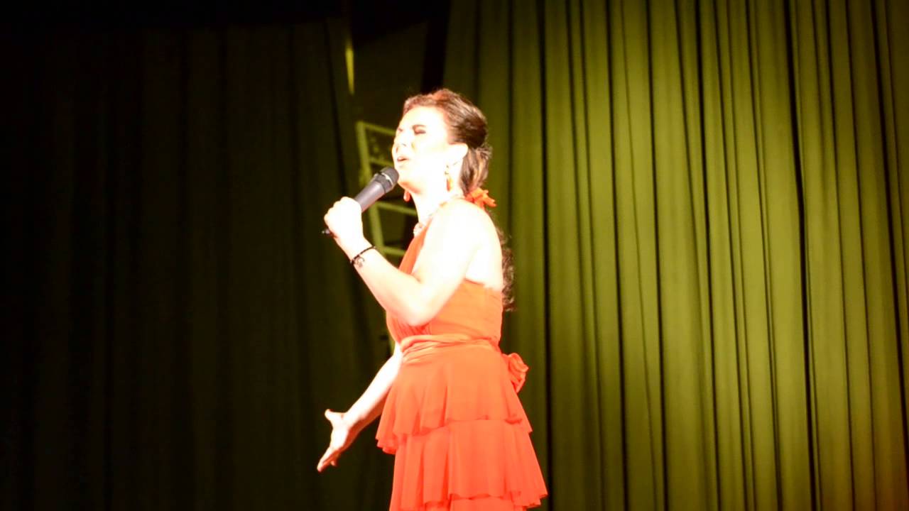 Carmen Cordero En Tierra Extraña Lillo Navidad 2014 - YouTube