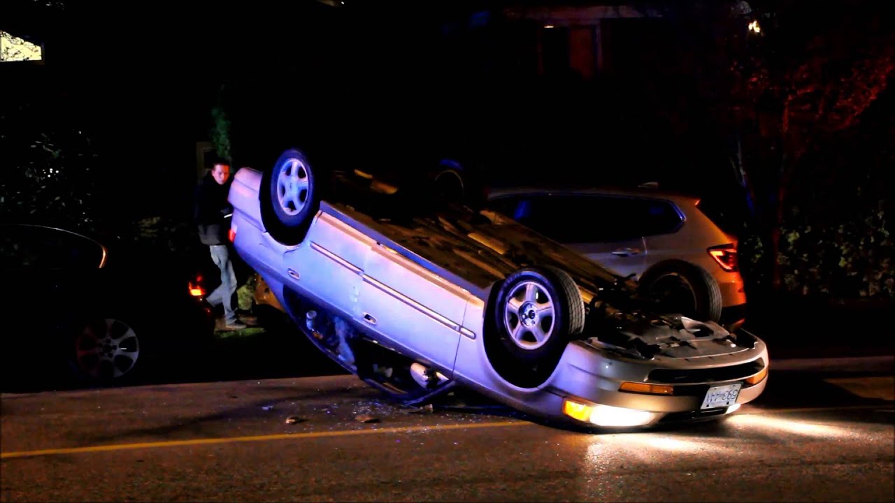 Driver Flees After Rolling His Vehicle. - YouTube