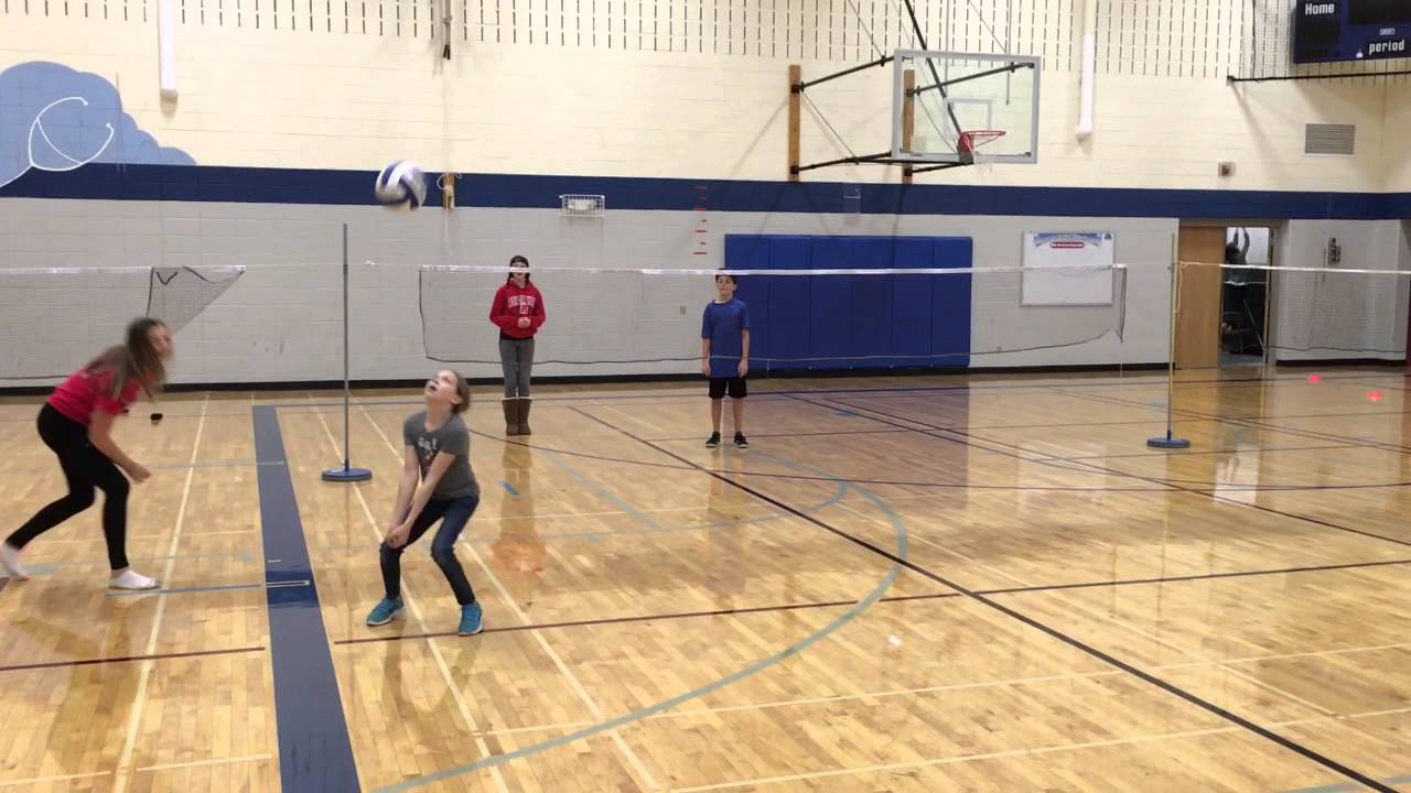 2 v 2 Mini-Court Volleyball - TGfU - YouTube