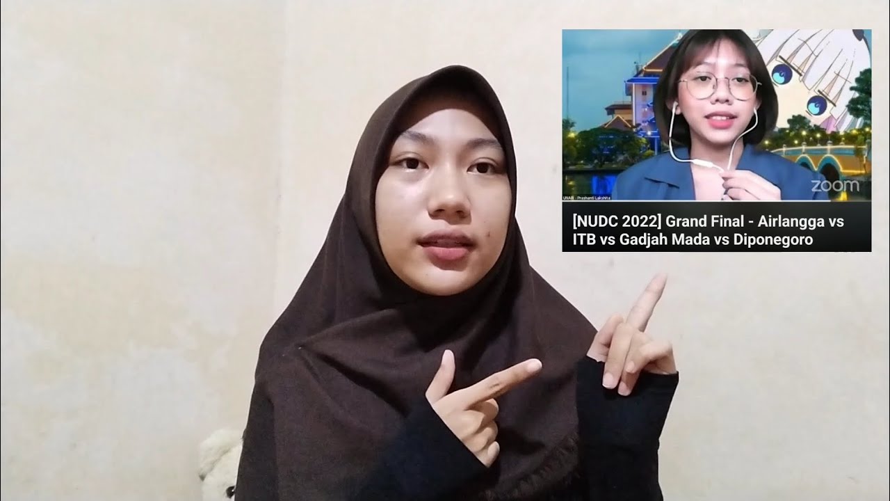 Being An Adjudicator of Debate || Siti Anisa Anggraini - YouTube