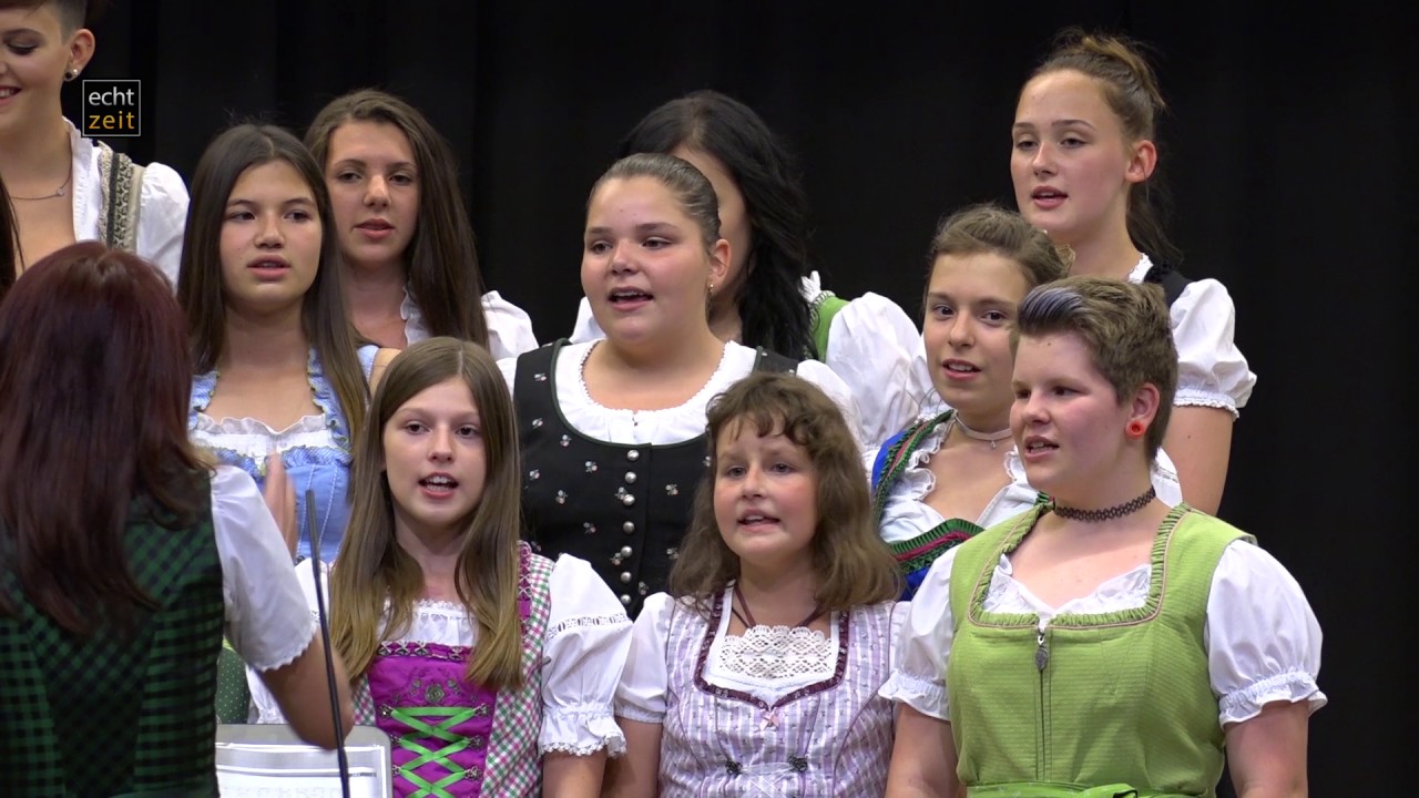 Bunter Abend mit der NMS St. Michael - YouTube