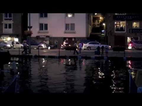 Spring High Tide at St Peter Port, Guernsey - YouTube