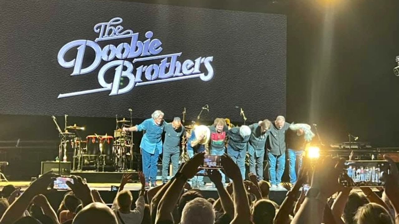 The Doobie Brothers Concert with Special Guest Robert Cray. (Highlights ...