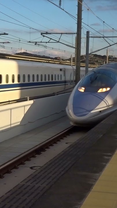 500系を抜かすN700系 - YouTube