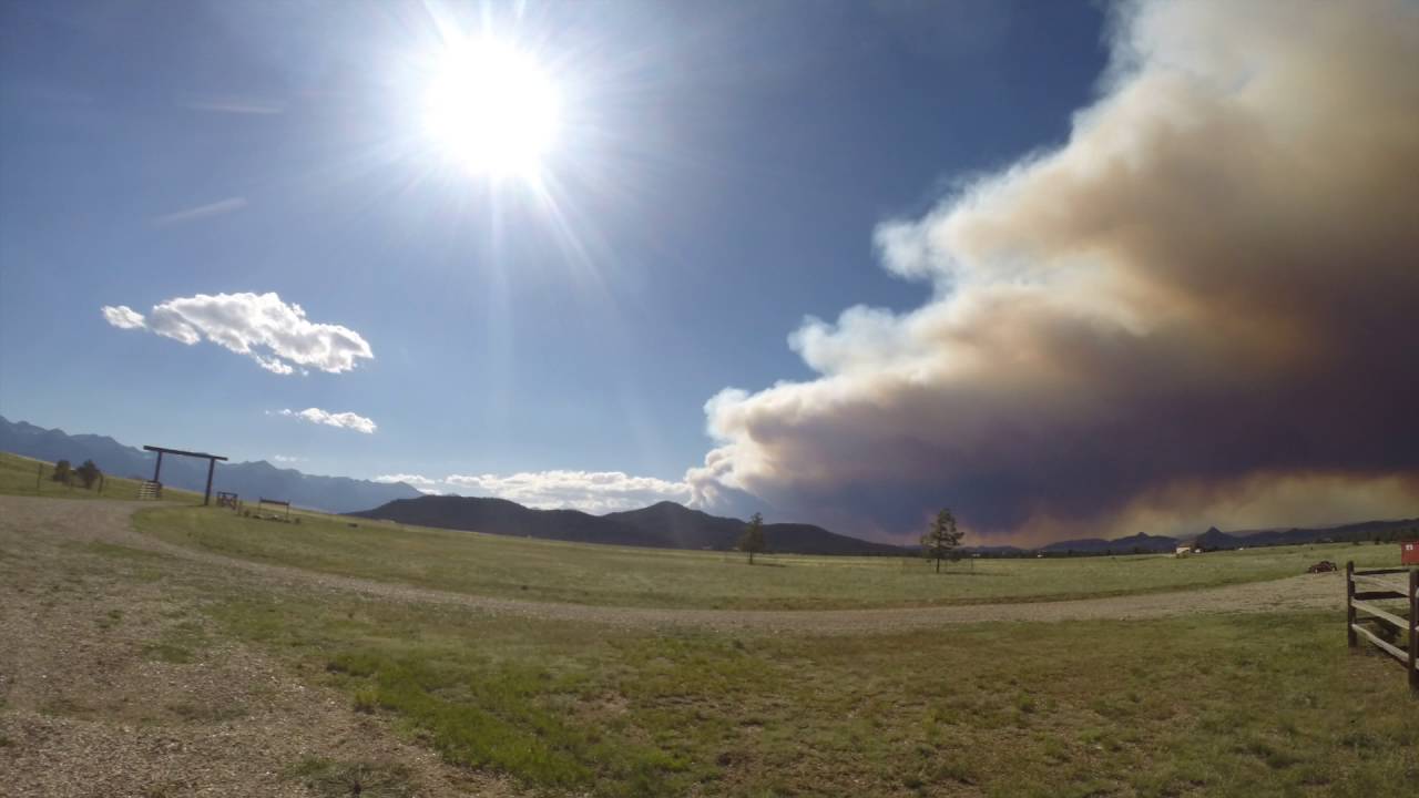 Hayden Pass Fire Timelapse - YouTube