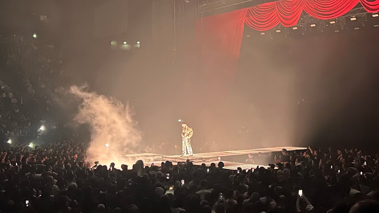 SCH - Concert Accor Arena 10/12/2024 (4K) - YouTube