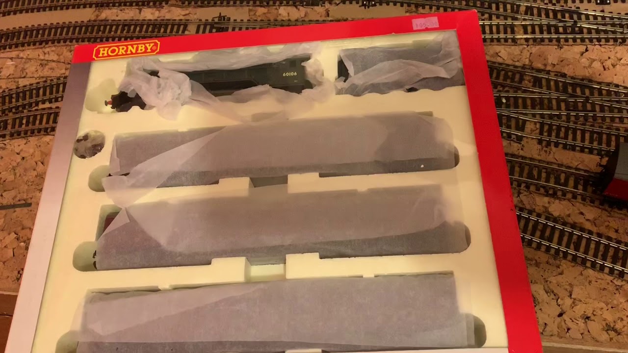 Hornby Master Cutler train pack and Oxford Rail wagon pack unboxing ...