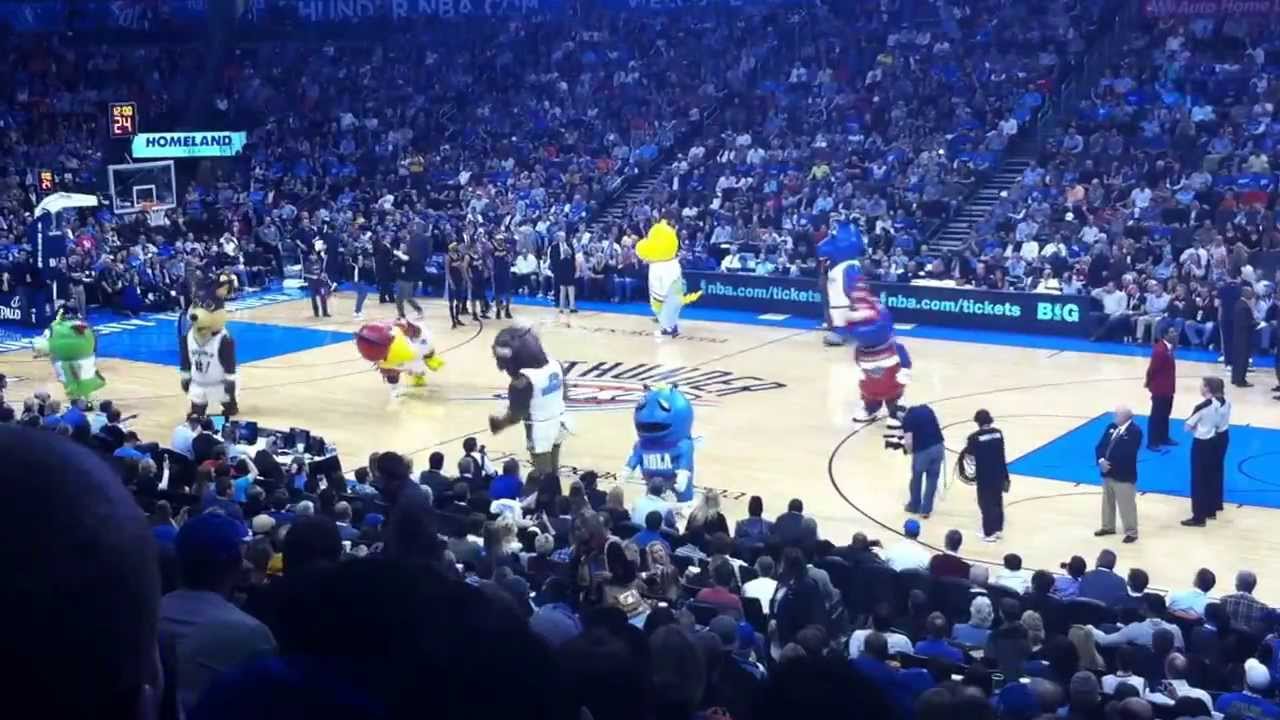 NBA mascots - YouTube