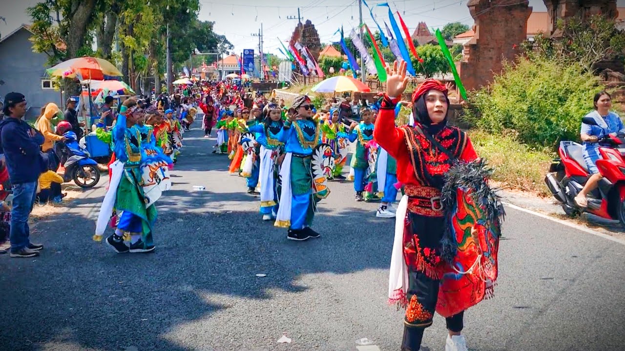 Gebyar Pesta Rakyat Luar Biasa Full Pakaian Adat Nusantara Karnaval ...