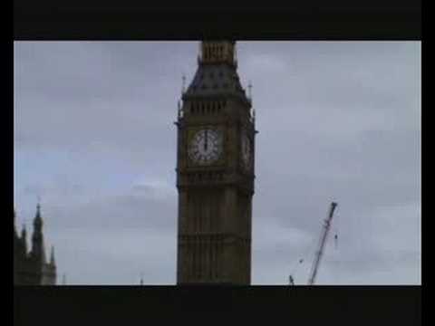 Big Ben Strikes 12 - YouTube