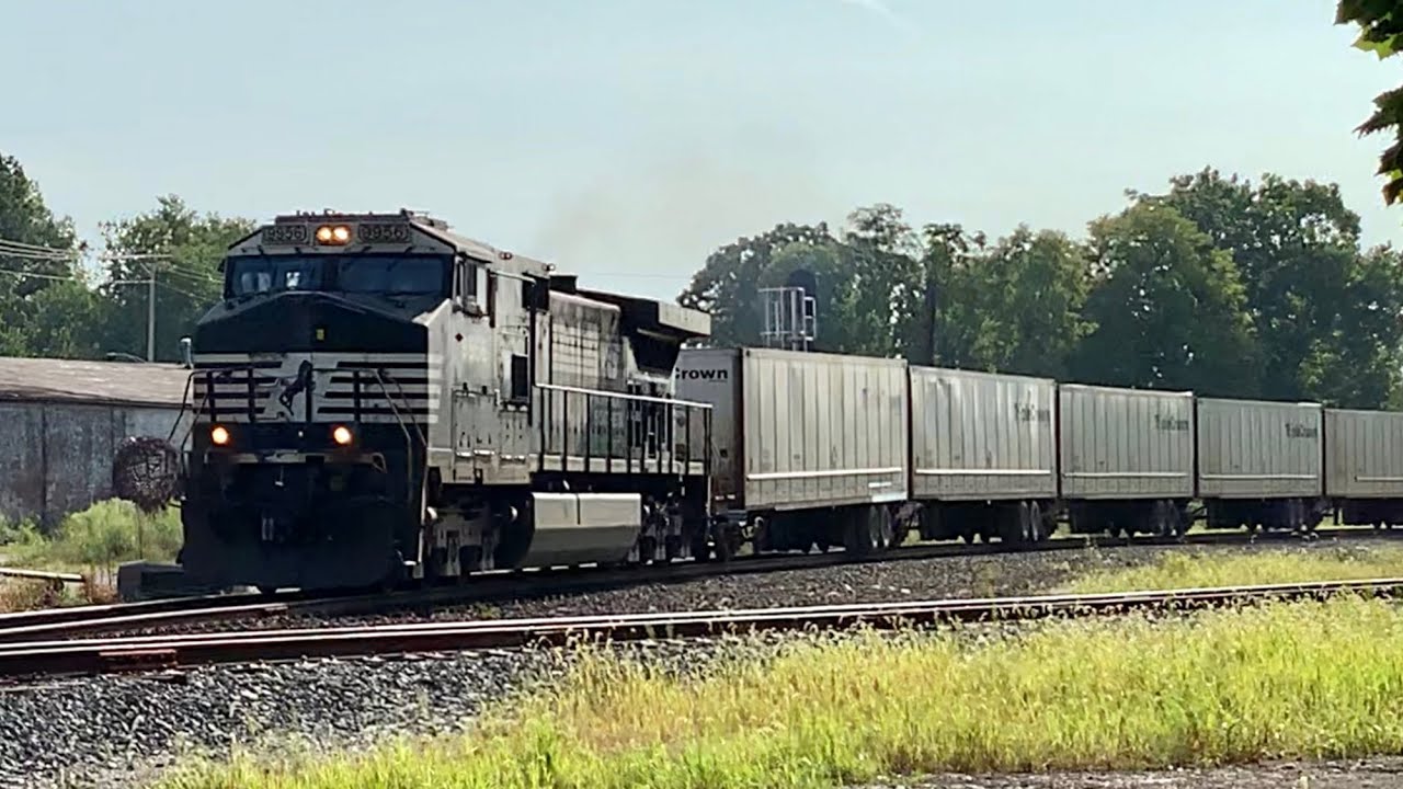 Rare Final Road Railer Trains, Train Without Freight Cars Slamming The ...