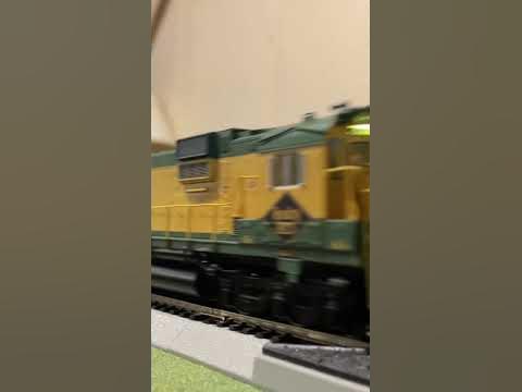 HO Atlas GE U23B PW 2206 & Bowser ALCO C630 Reading 5300 #shorts #hoscale #modelrailroading ...