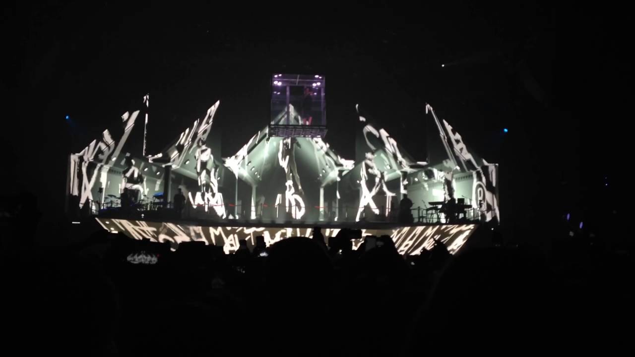 Purpose world tour - YouTube