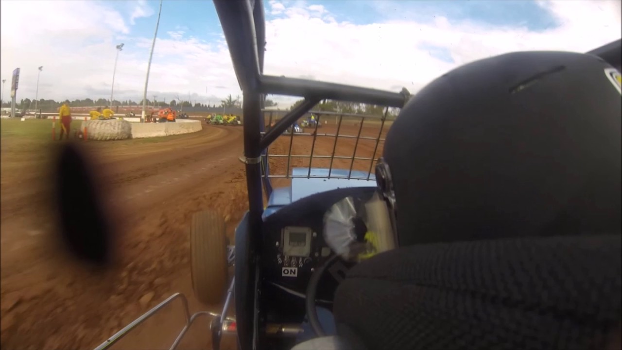 Jarrad Rust Racing the N84 Wingless Sprintcar - YouTube