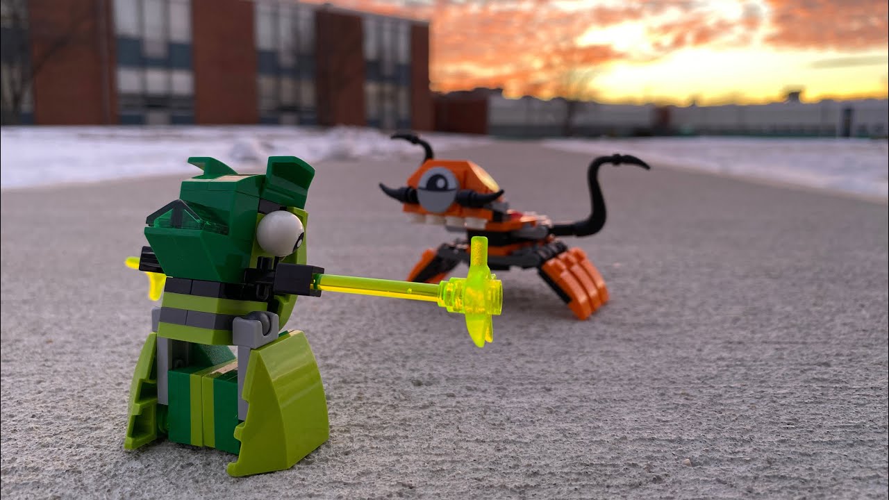 SpongeBob “We didn’t need to buy a hat” recreated with Lego Mixels ...