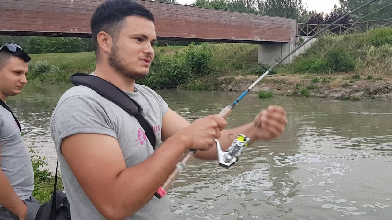 Pecanje soma na varalicu - YouTube