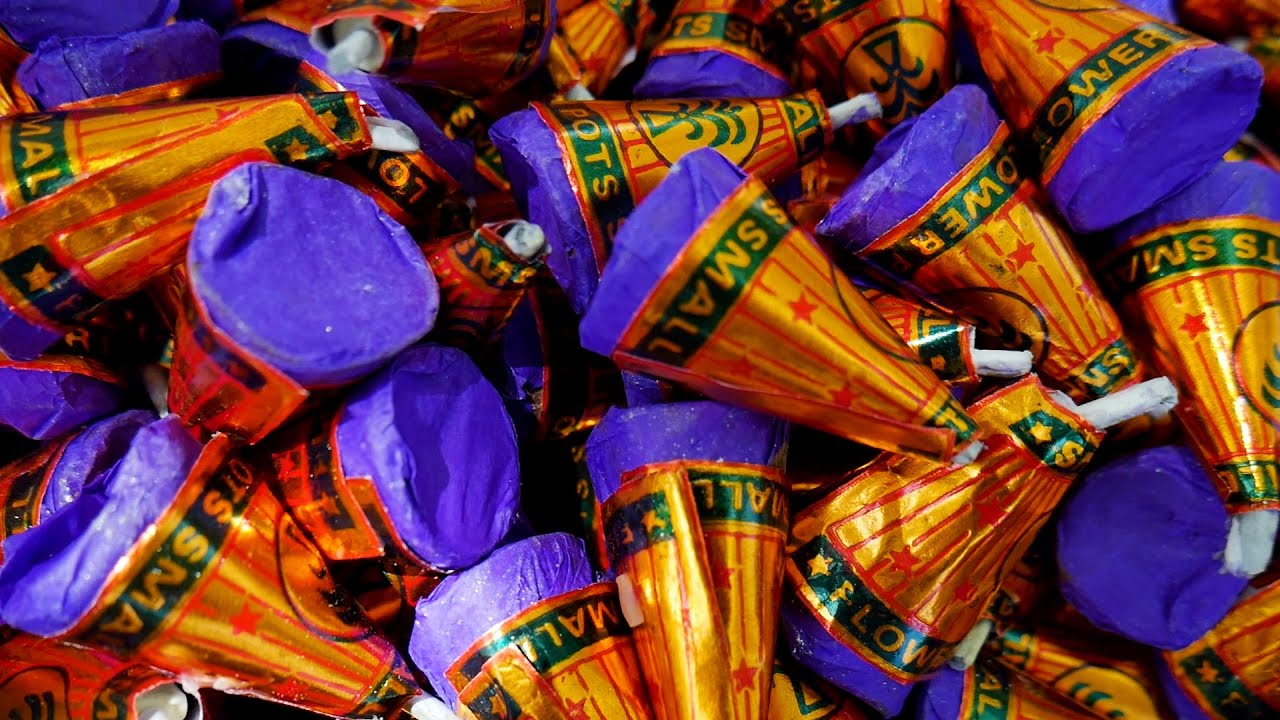 Fancy Night Fountain Cracker Manufacturing Process for Diwali 2024 ...