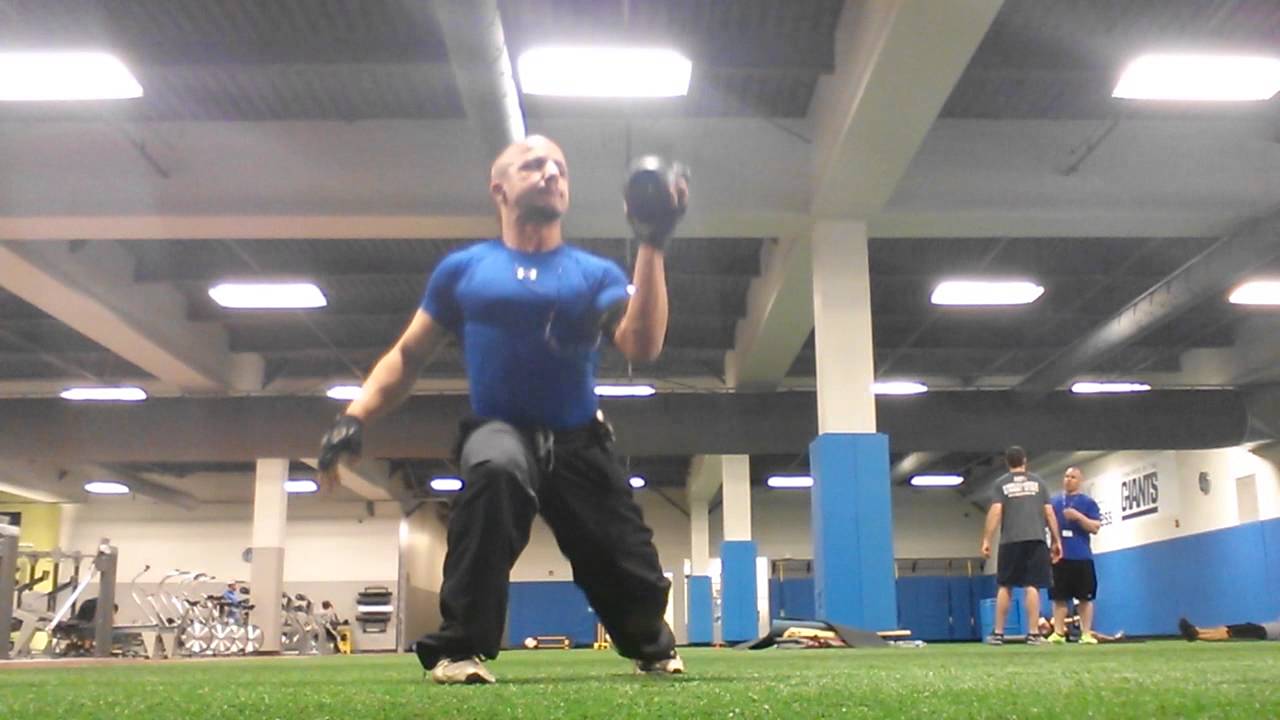 Kettle bell toss catch to Split Lunge - YouTube