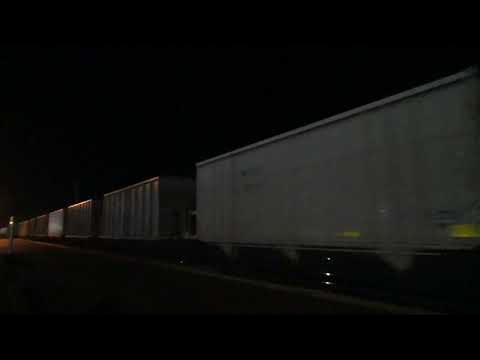 1-4-23: CN U723 in Centralia IL - YouTube