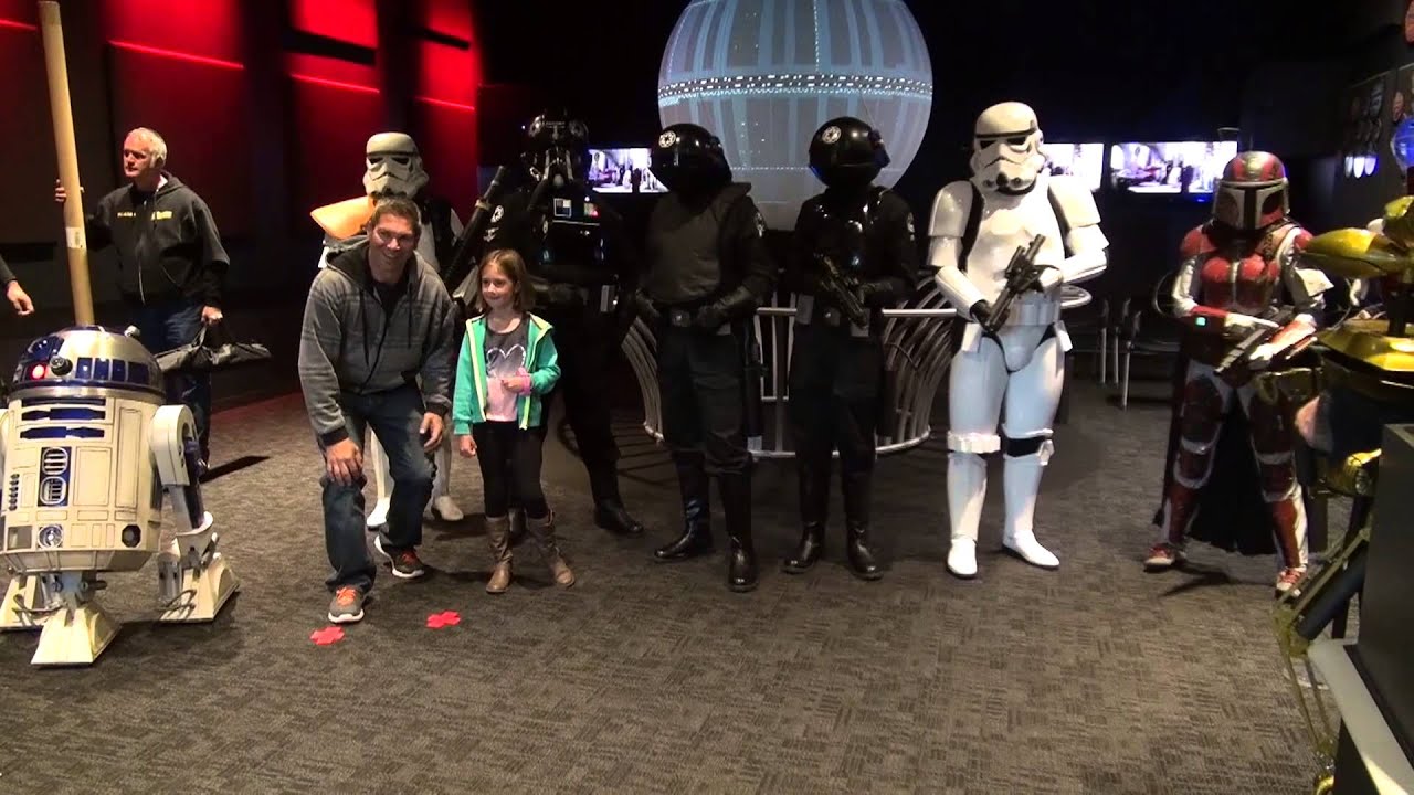 501st taking pictures with visitors - YouTube