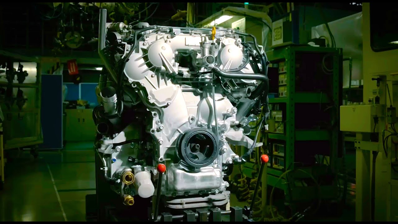 Nissan sunsets R35 generation GT-R with T-spec Takumi and Skyline ...