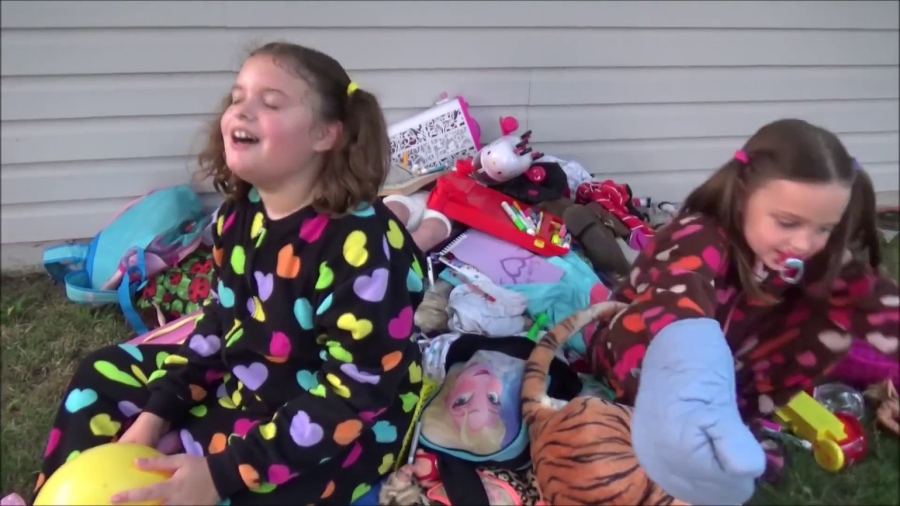 Victoria toys - YouTube