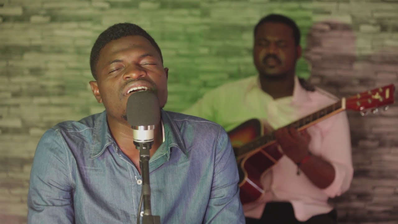 KOOL GARY MUEMBIA Chante TU ES DIGNE D'ÊTRE ADORER De FRANCK MULAJA ...