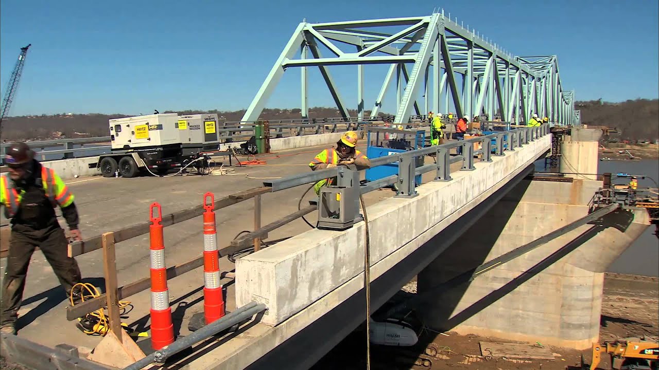 Madison - Milton Bridge Milton,KY approach slide - YouTube