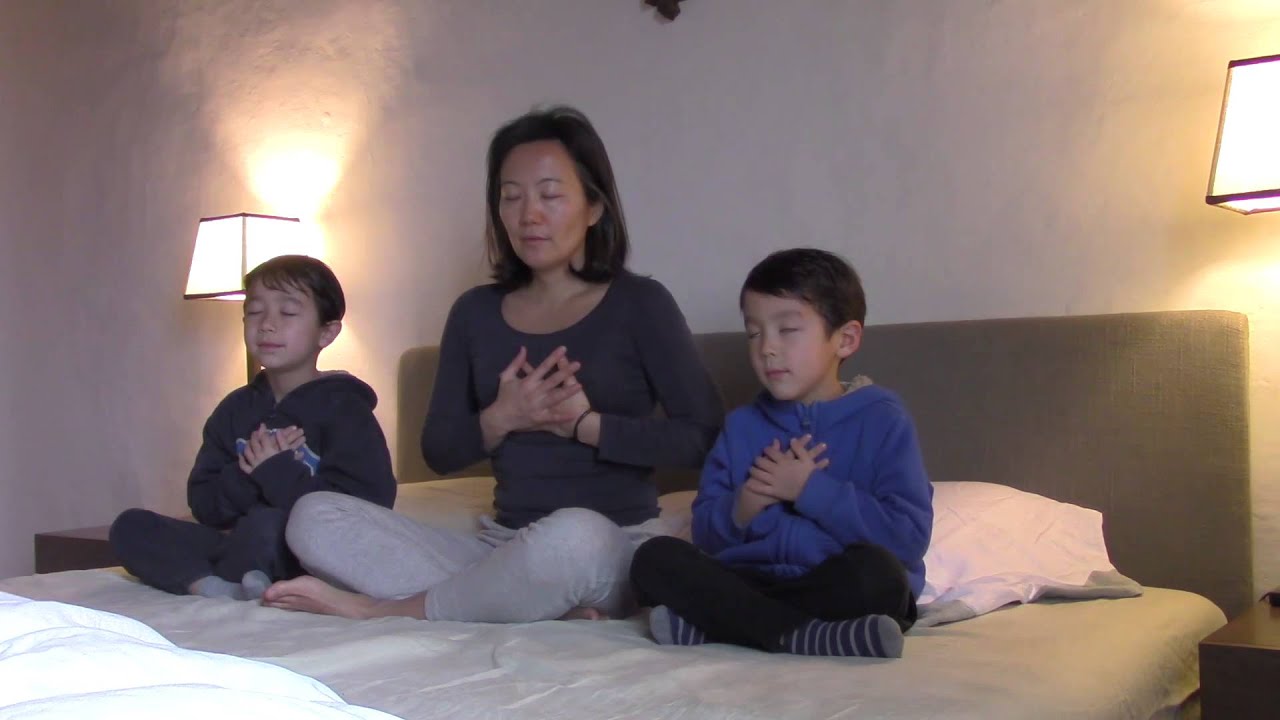 Kids Bedtime Routine Yoga - YouTube