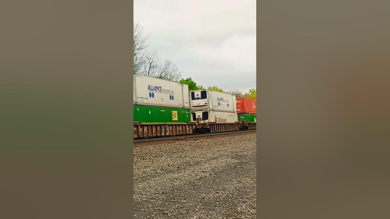 4/27/24 NS 29G has a BNSF trailing at Mount Union PA #shorts #short #video #viral #shortvideos ...