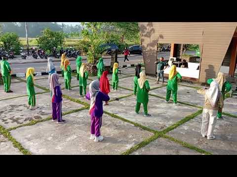 Senam pagi bareng ibu-ibu puskesmas... - YouTube