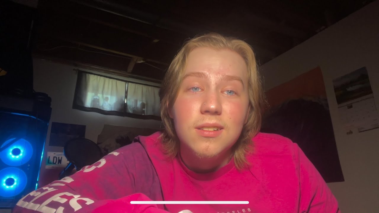 Big Iced Freestyles #15 Tryna get tan like I am in this video - YouTube