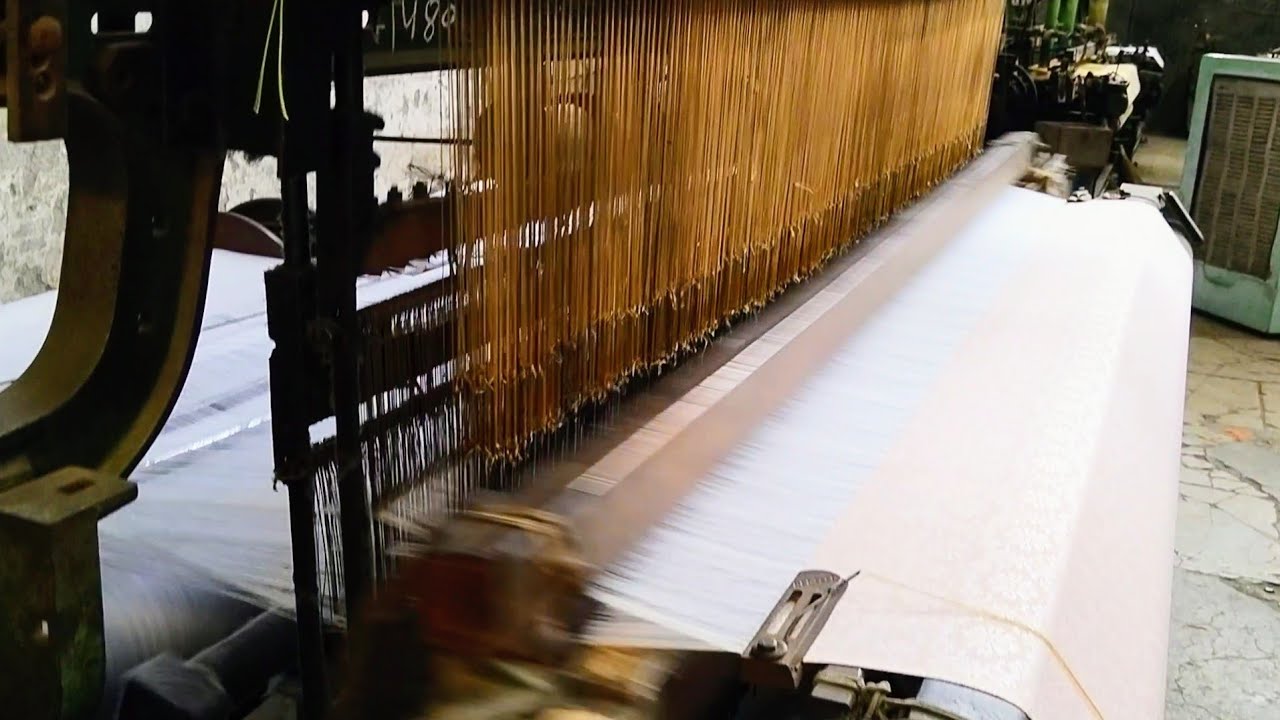 100 Years Old Aurangabad Silk Mills | Himroo Paithani How Weaving ...